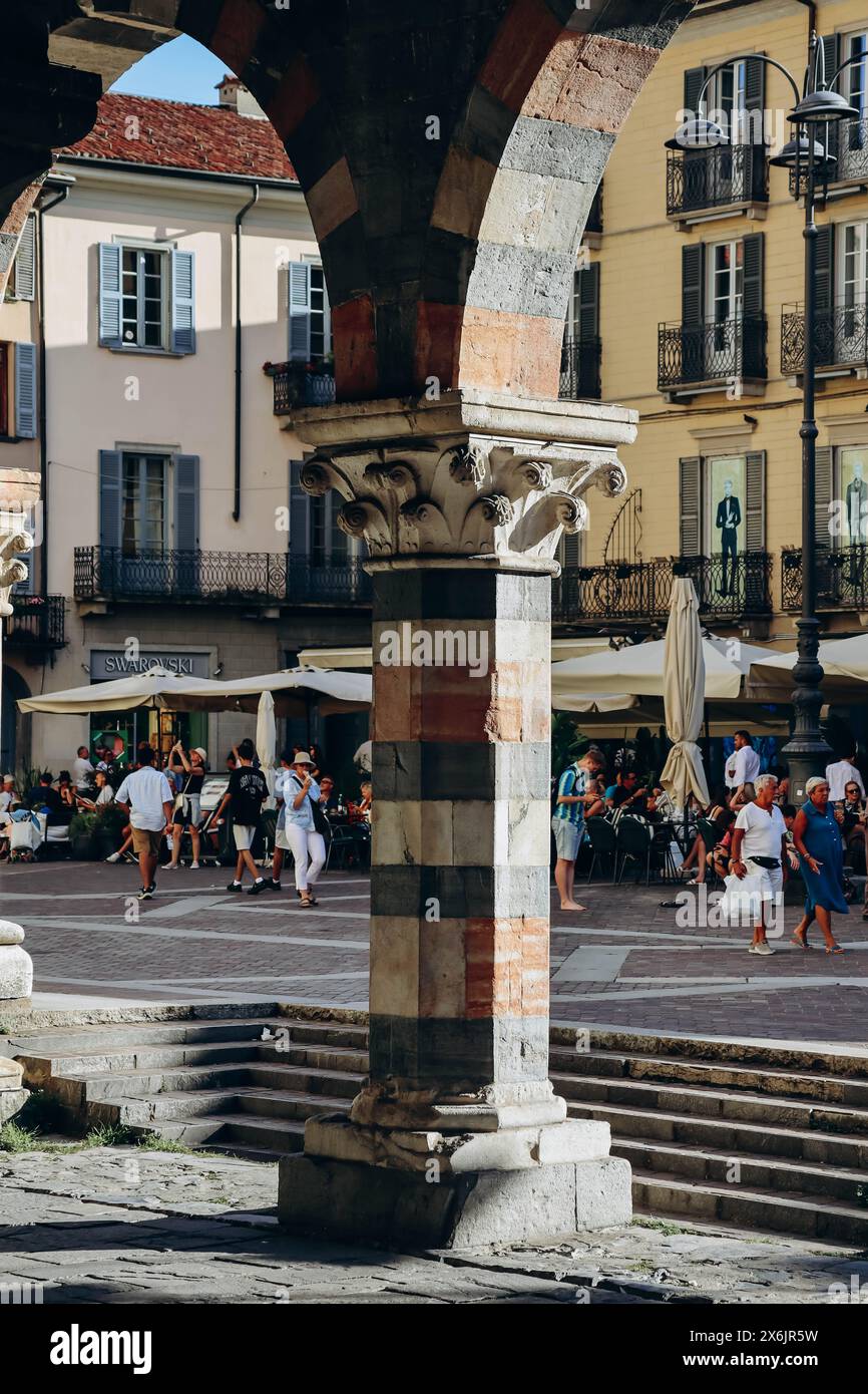 Como, Italy - August 8, 2023: Close-up of buildings in downtown Como ...