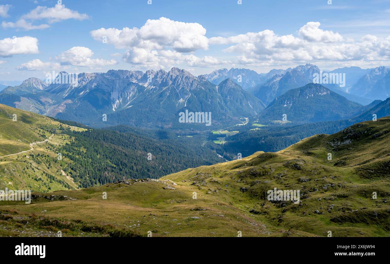 Mountain panorama with view of the Cresta Righile and Cresta del Ferro ...