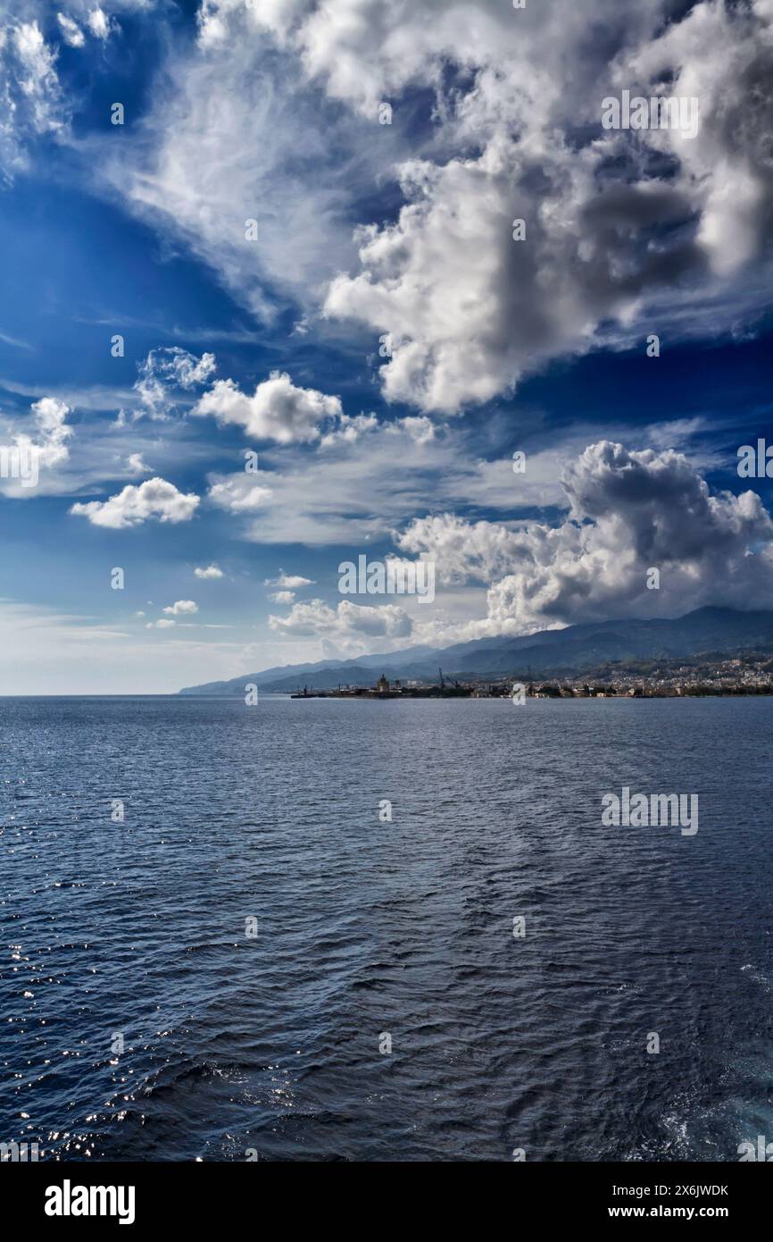 Italy, Sicily channel, view of the sicilian eastern coast and Messina ...