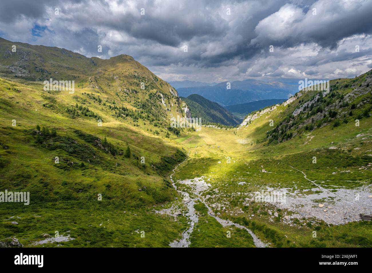 View of the Winklertal, Carnic Main Ridge, Carnic High Trail, Carnic ...