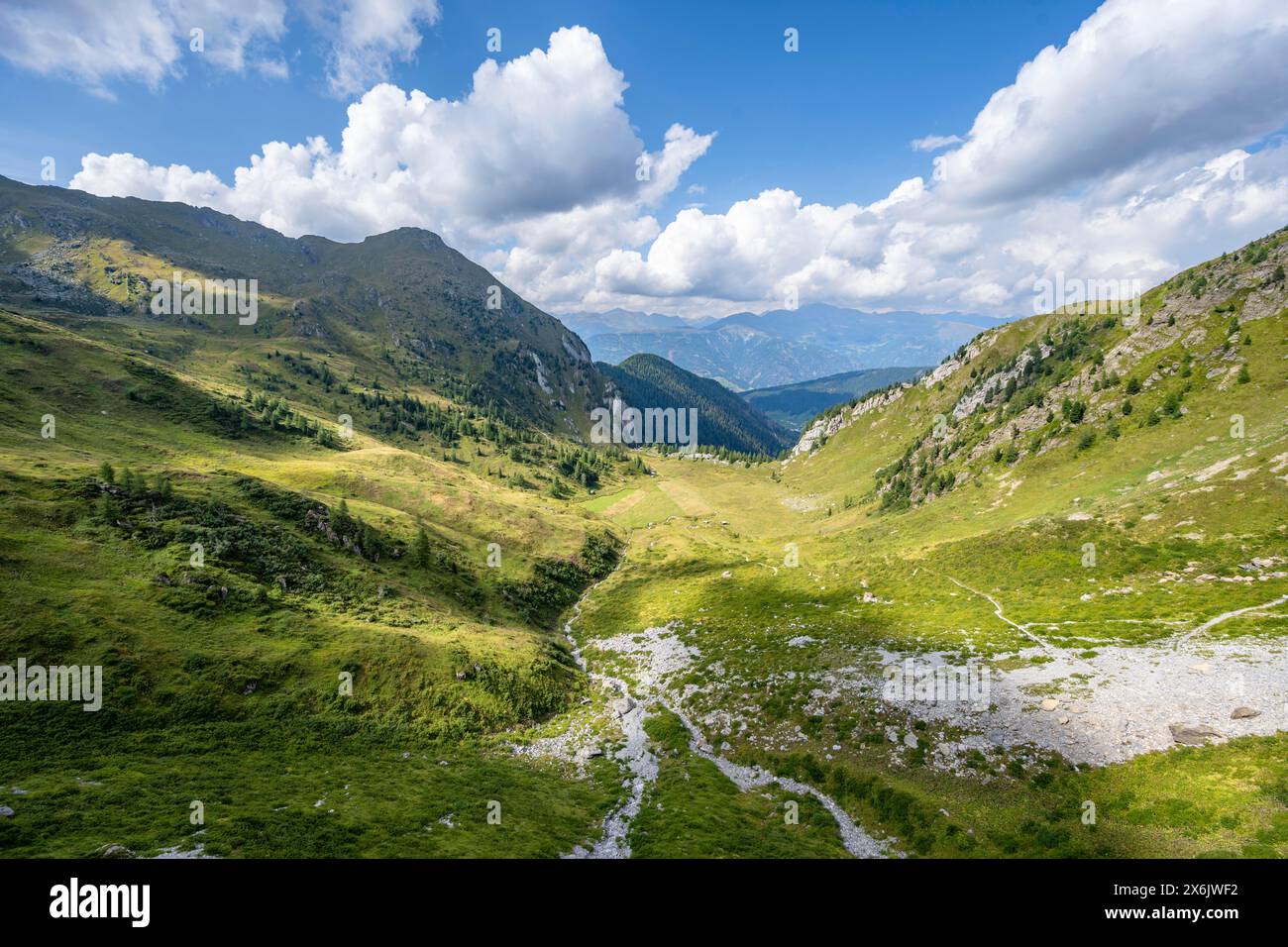 View of the Winklertal, Carnic Main Ridge, Carnic High Trail, Carnic ...