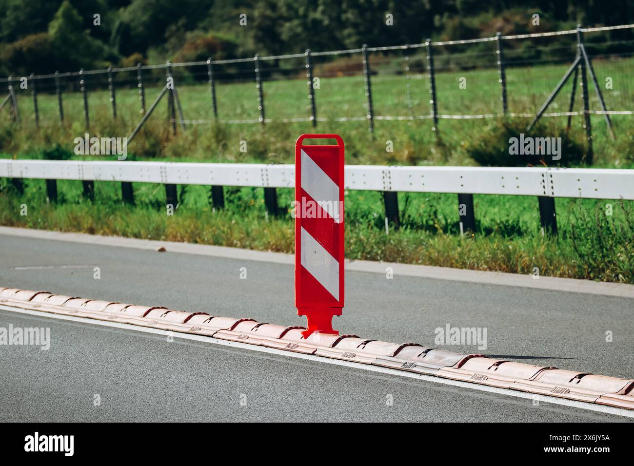 Movable lane dividers on the highway in Switzerland Stock Photo - Alamy