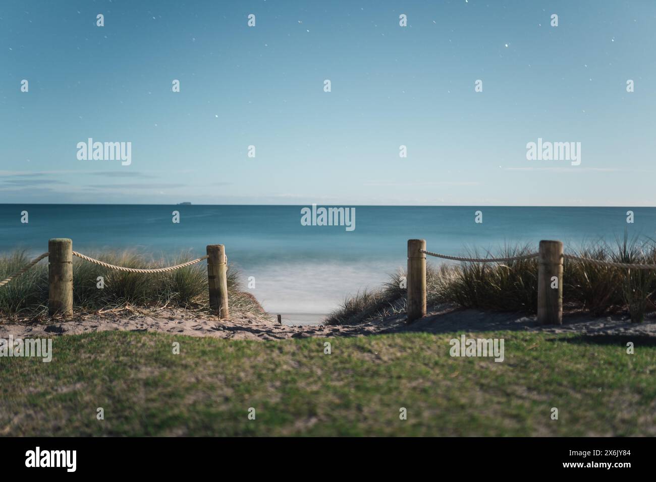 Night sky border hi-res stock photography and images - Alamy