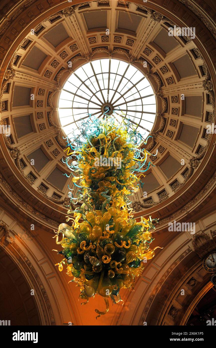 Artistic glass object under the dome in the reception hall of the ...