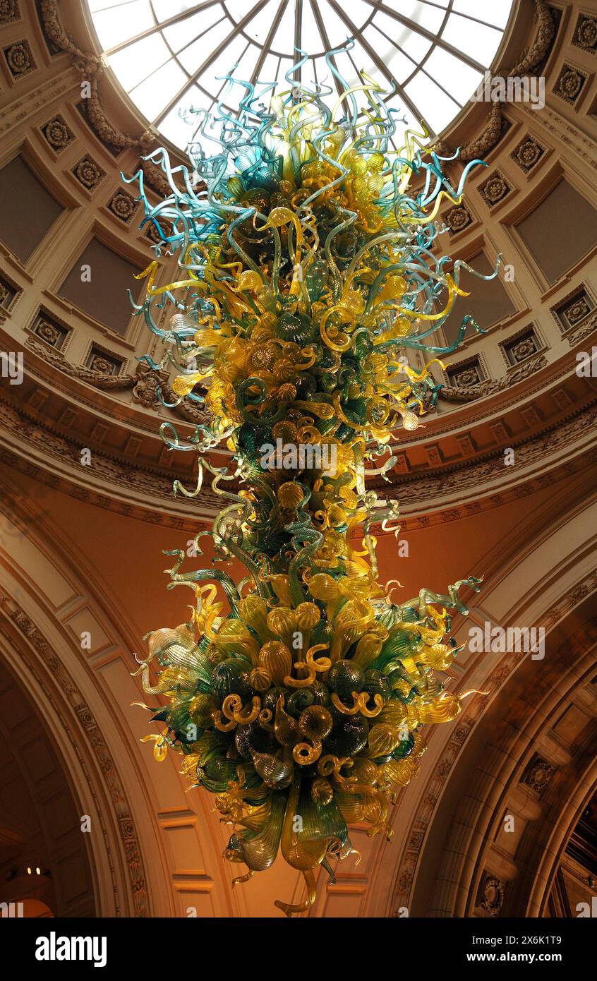 Artistic glass object under the dome in the reception hall of the ...