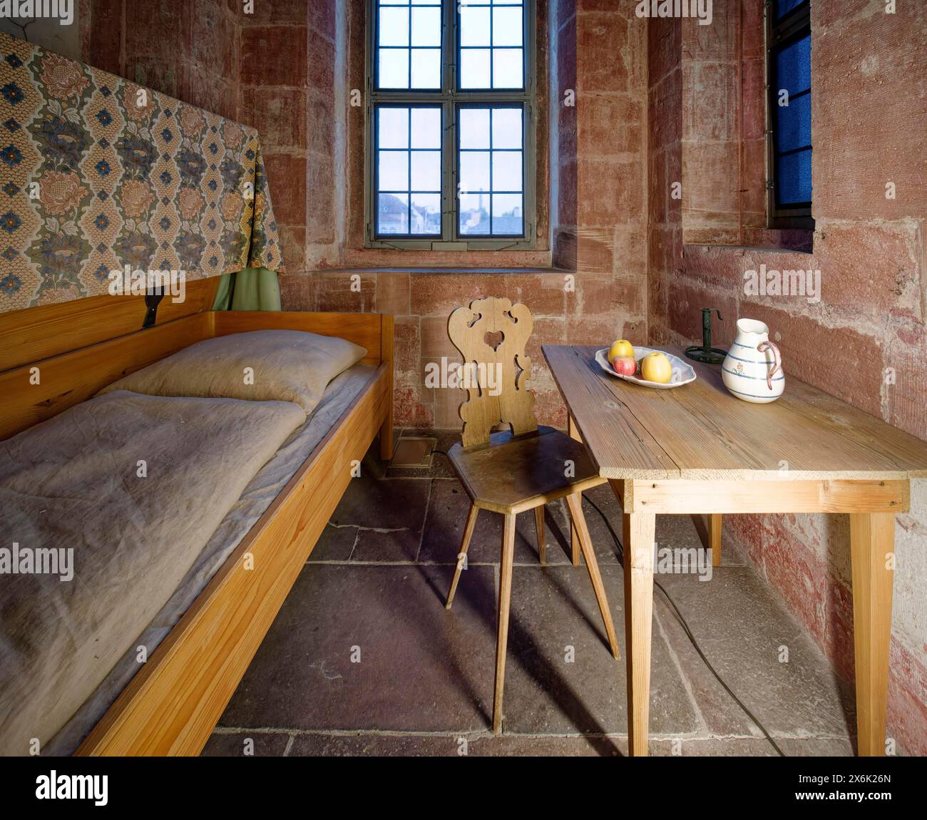 Servant quarters hi-res stock photography and images - Alamy