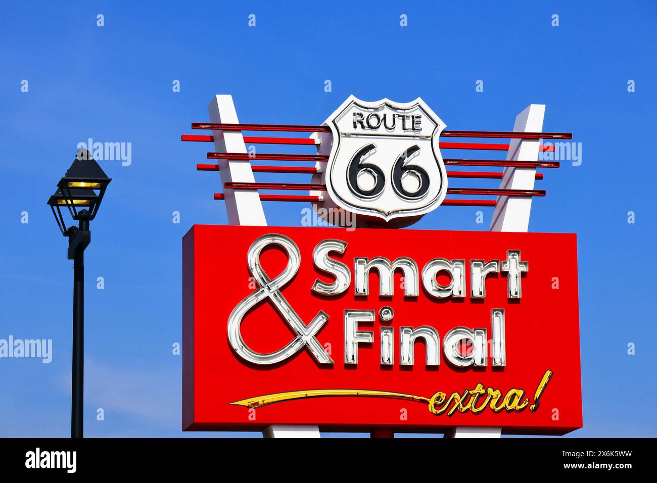 Smart and final extra hi-res stock photography and images - Alamy