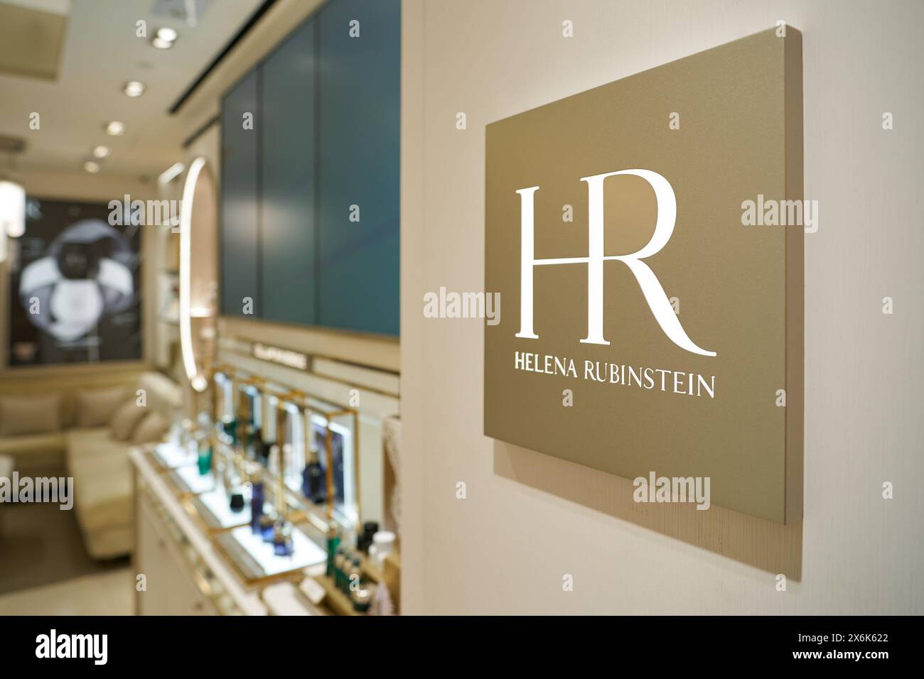 Helena rubinstein commercial hi-res stock photography and images - Alamy