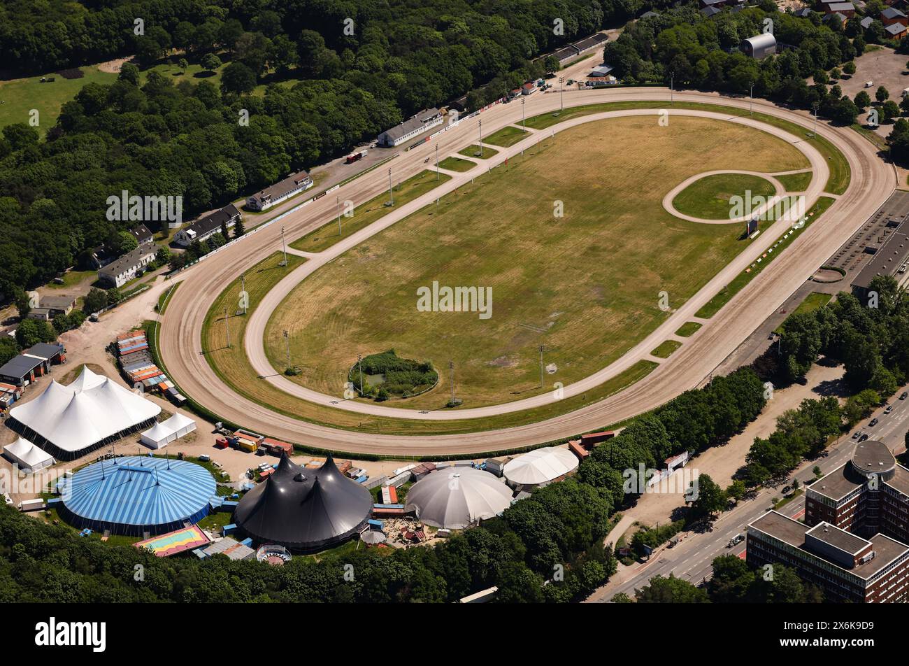 Hamburg, Germany. 14th May, 2024. View over the trotting track in ...