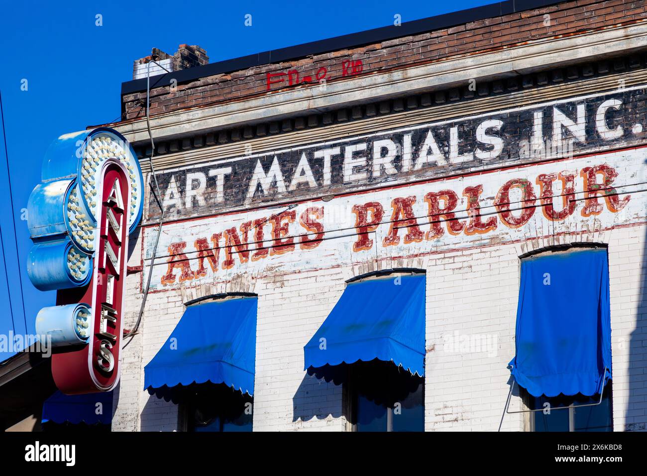 A street view of Dinkytown just off the campus of the University of ...