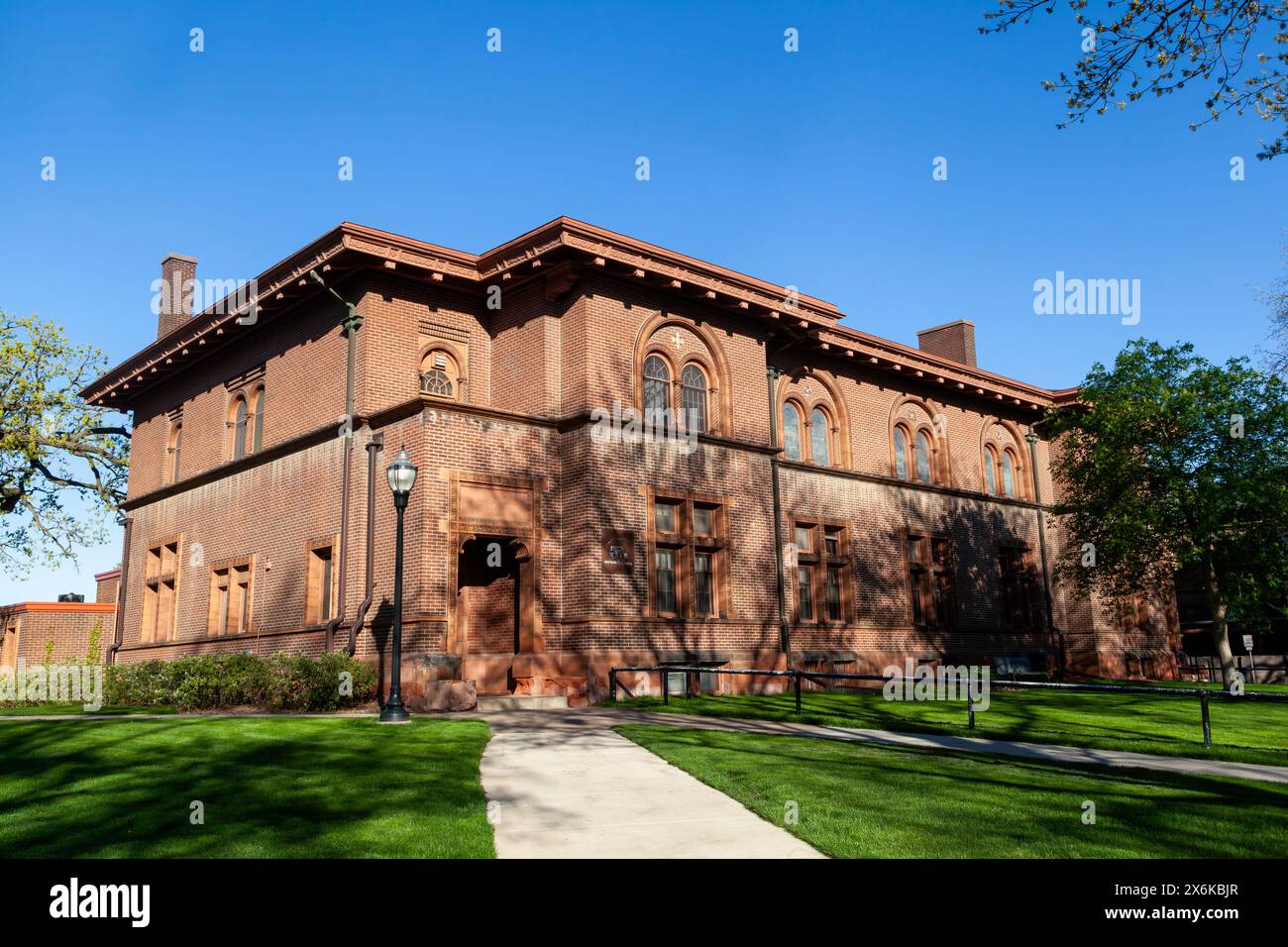 Shelvin Hall on the campus of the University of Minnesota Stock Photo ...