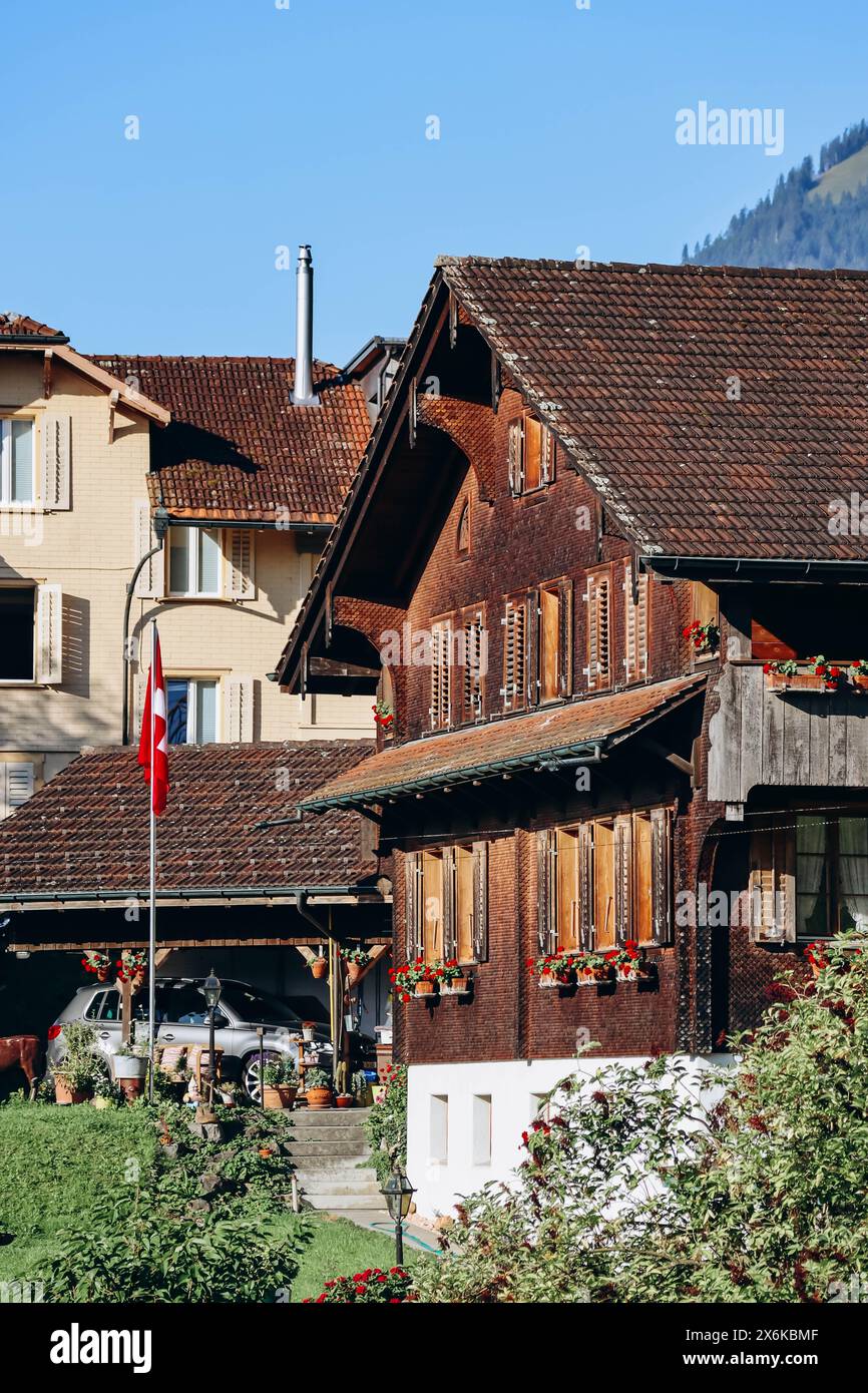 Beautiful facades of the Swiss Alpnachstad Stock Photo - Alamy