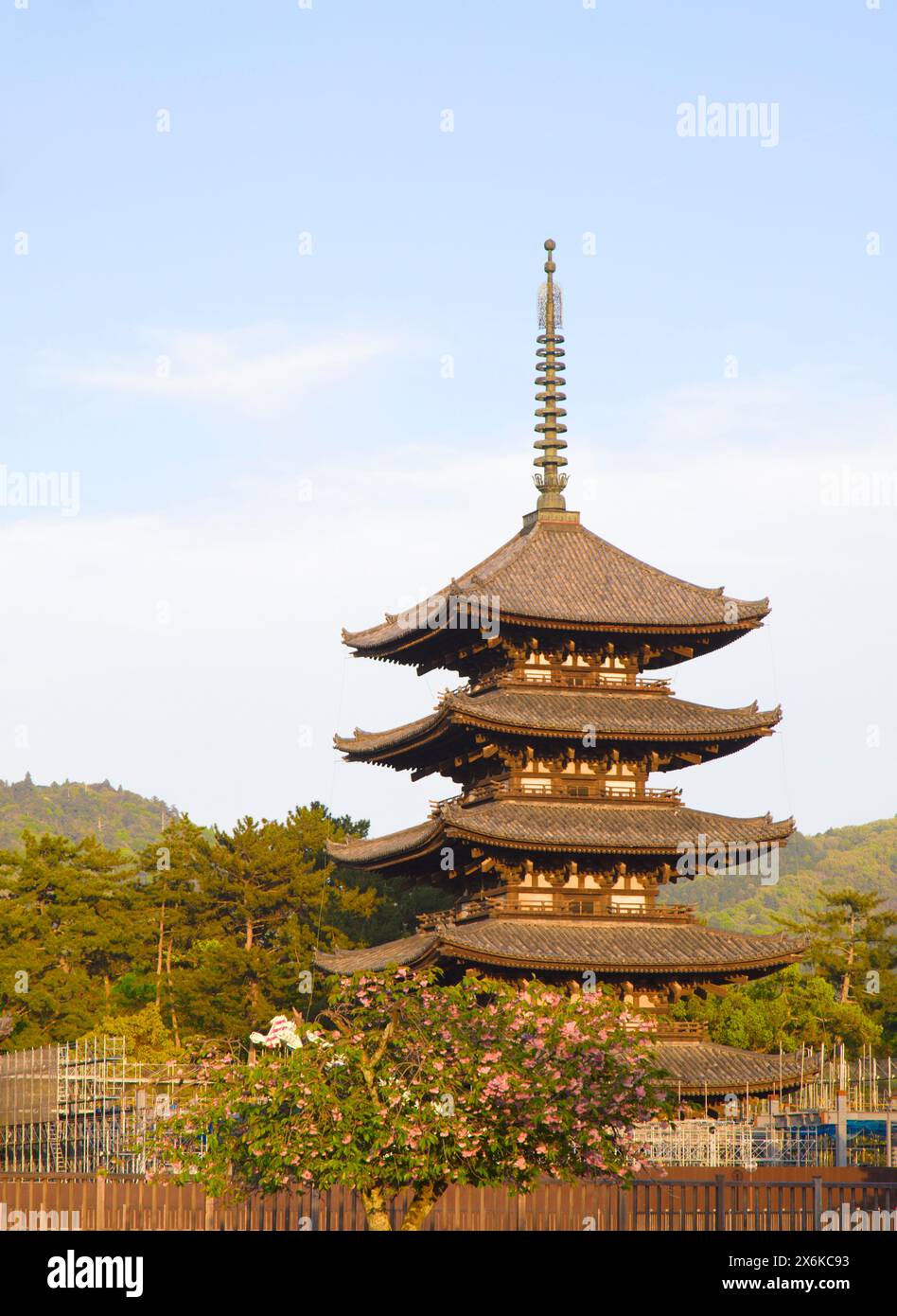 Five storied temple hi-res stock photography and images - Alamy