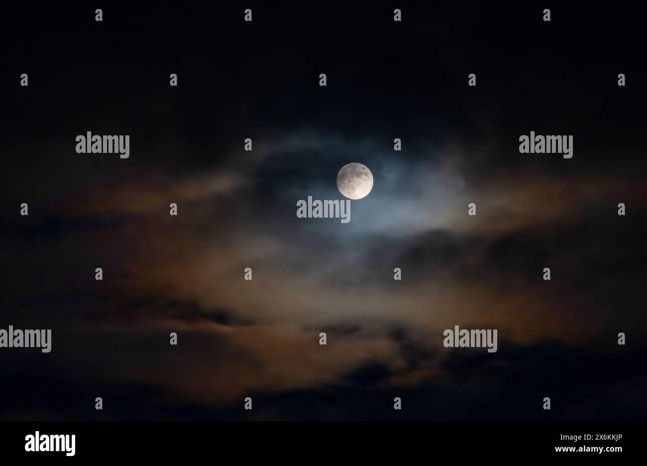 Closeup shot full moon hi-res stock photography and images - Alamy