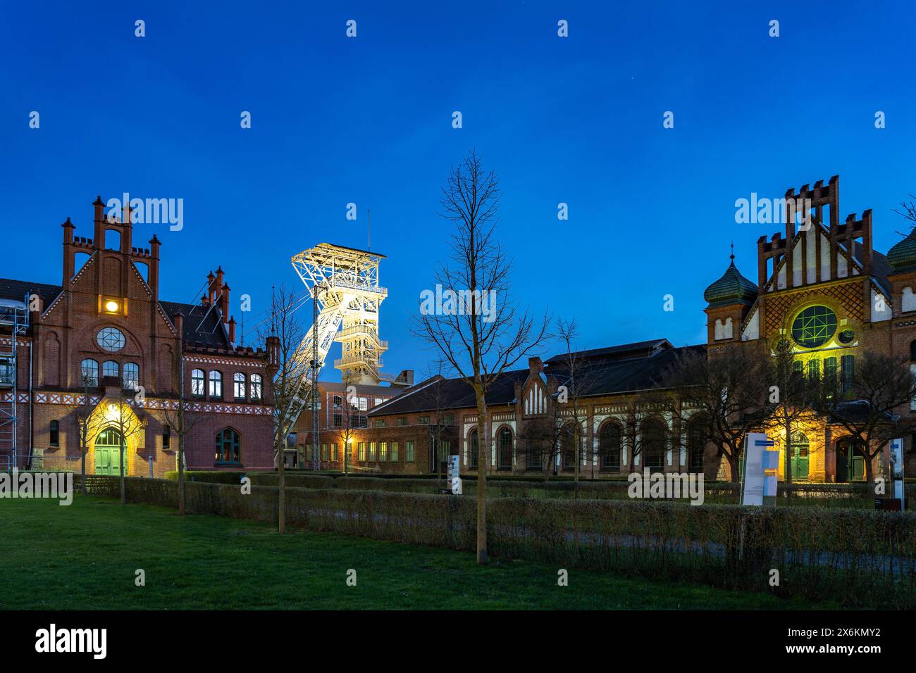 The disused Zeche Zollern hard coal mine and museum in Dortmund at dusk ...
