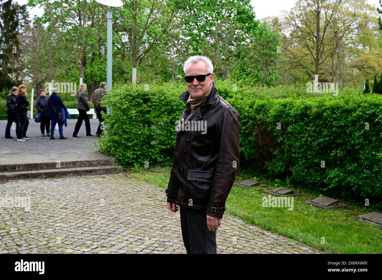 Gerd Michaelis bei der Gedenkfeier für den verstorbenen Gitarristen von ...