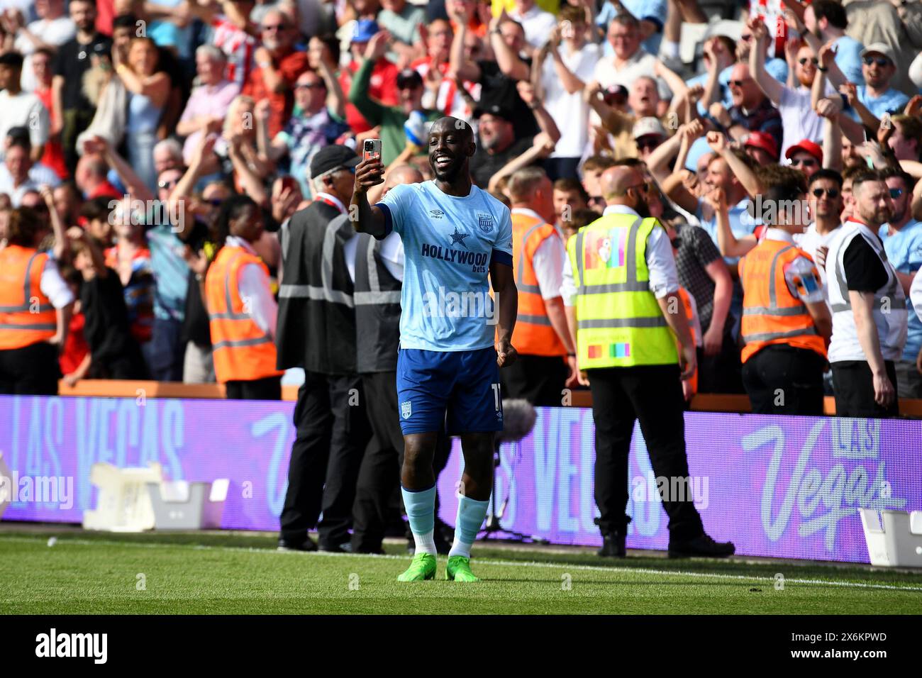 Yoane Wissa Of Brentford Celebrates At Full Time Afc Bournemouth V