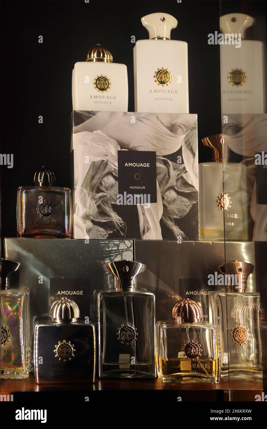 Amouage High Perfumery from the Sultanate of Oman Amouage Honour EDP ...
