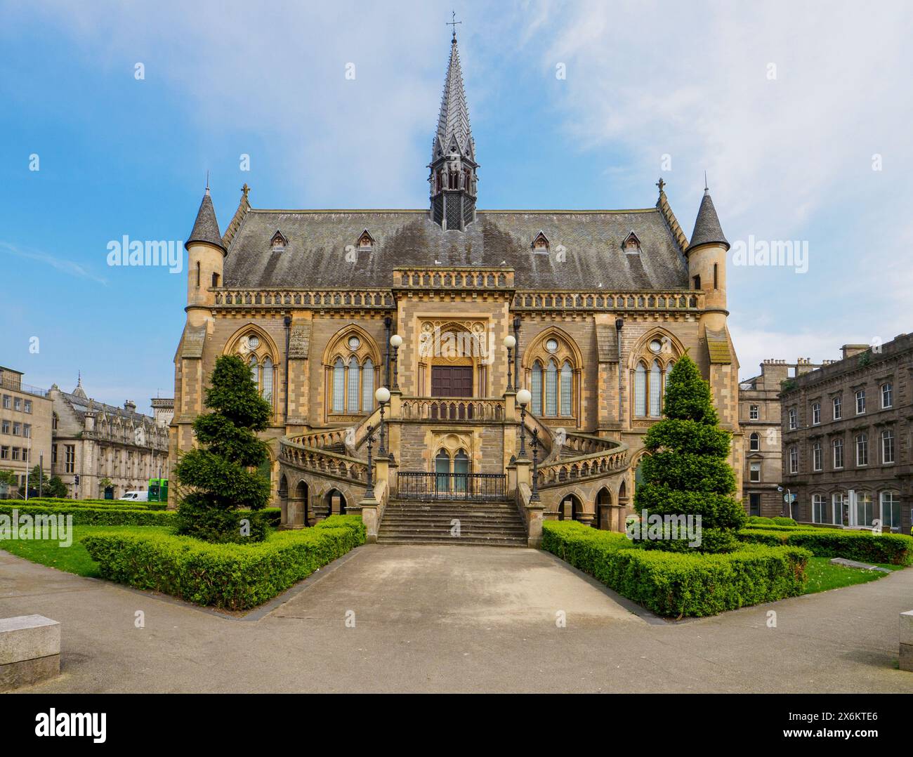 The McManus Galleries in Dundee, Scotland Stock Photo - Alamy
