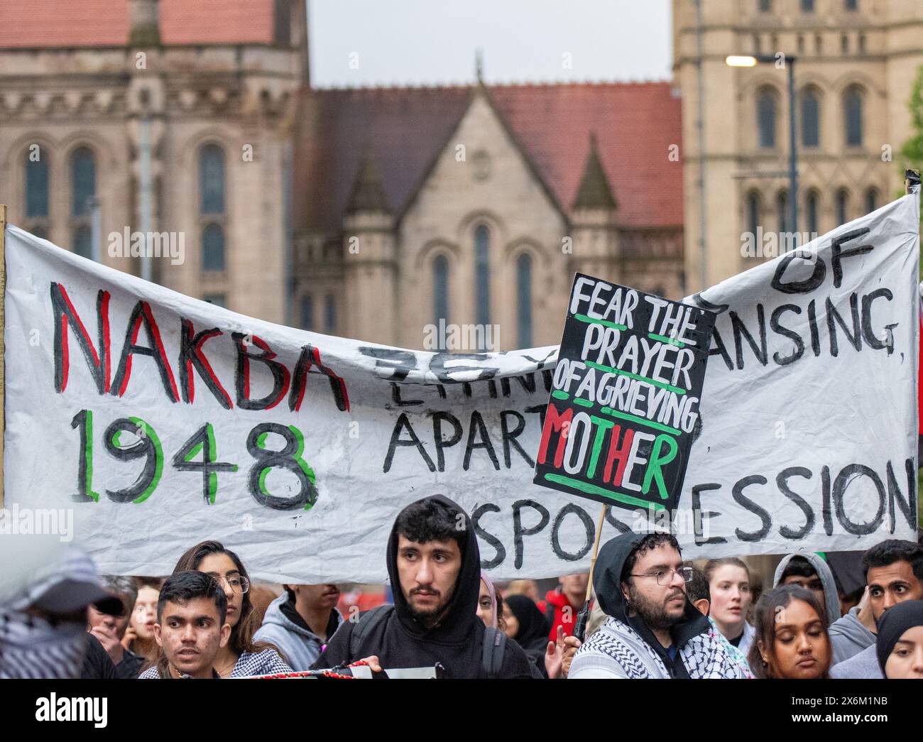 Protesters with Manchester University in rear.Palestinian Protest marks ...