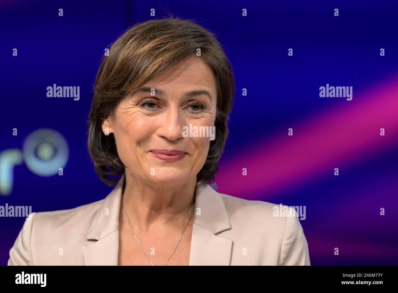 Sandra Maischberger, Die Themen heute - Streit um Sozialleistungen und ...