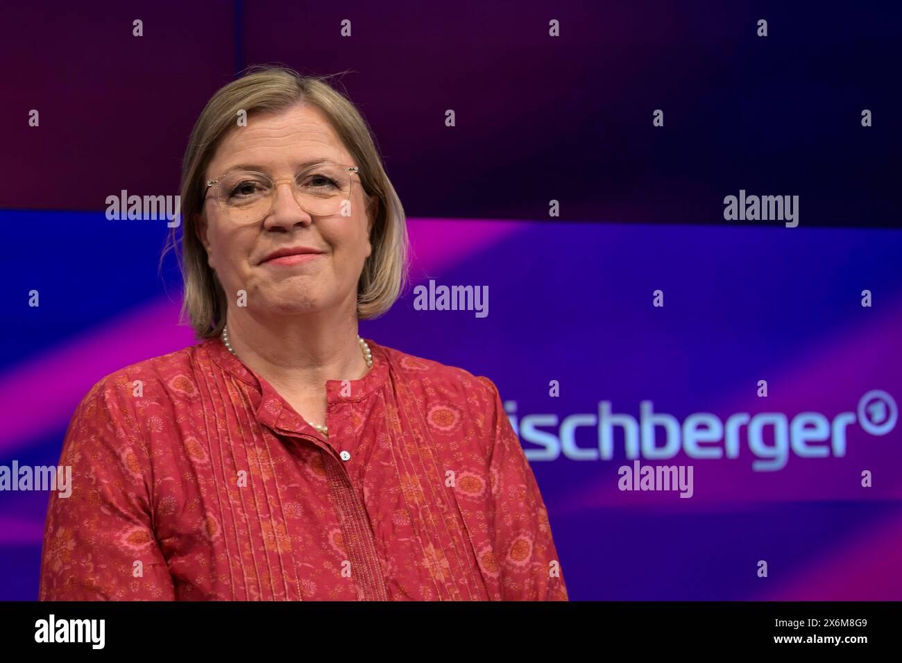 Anja Maier Focus, Die Themen heute - Streit um Sozialleistungen und ...