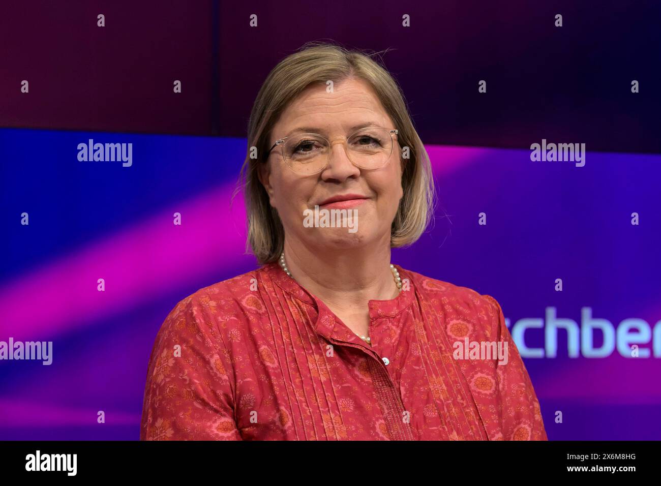 Anja Maier Focus, Die Themen heute - Streit um Sozialleistungen und ...