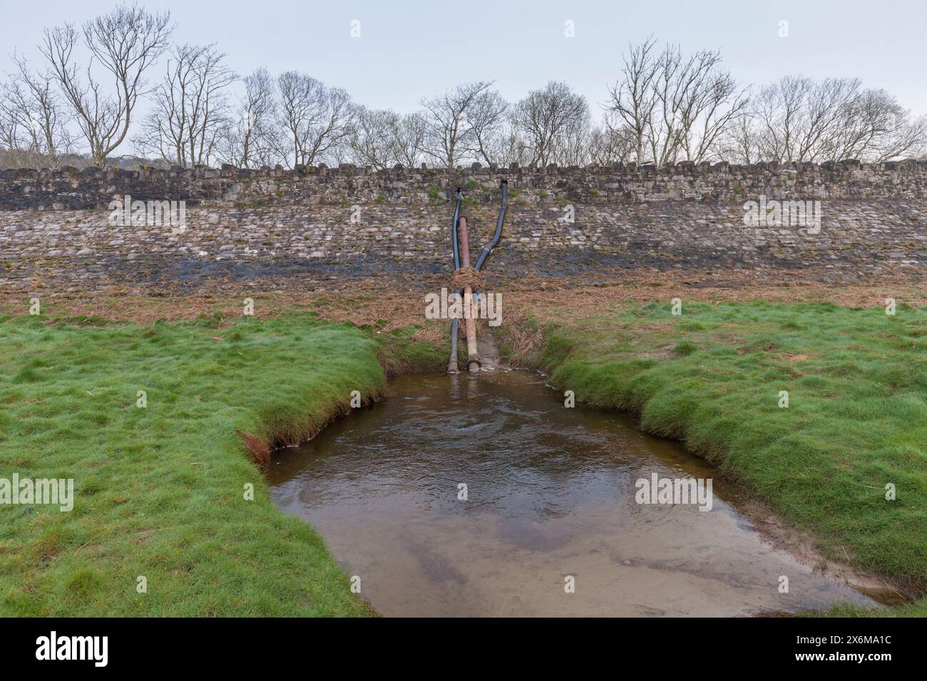 Damged pipe hi-res stock photography and images - Alamy