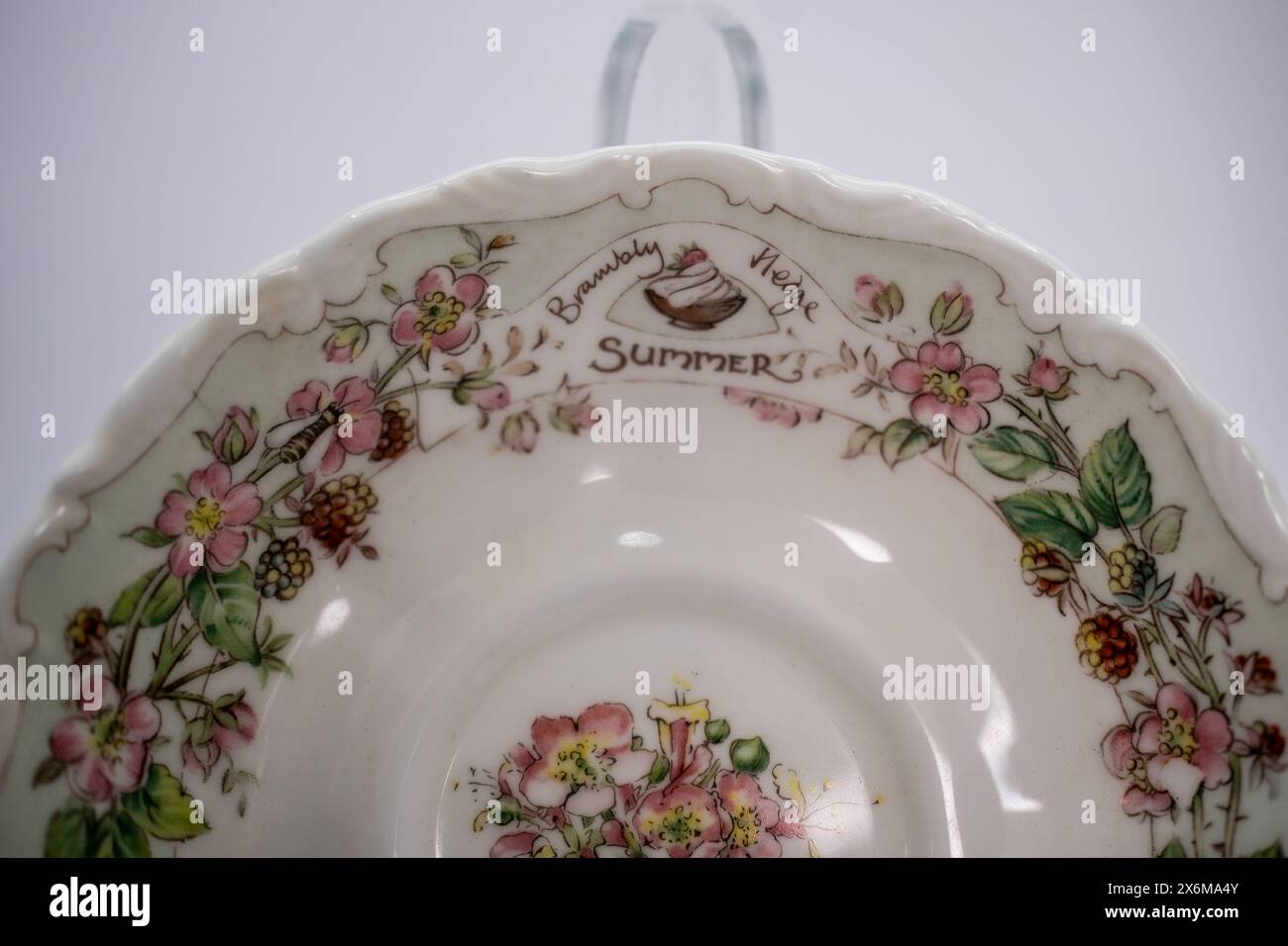 antique porcelain plates Stock Photo - Alamy