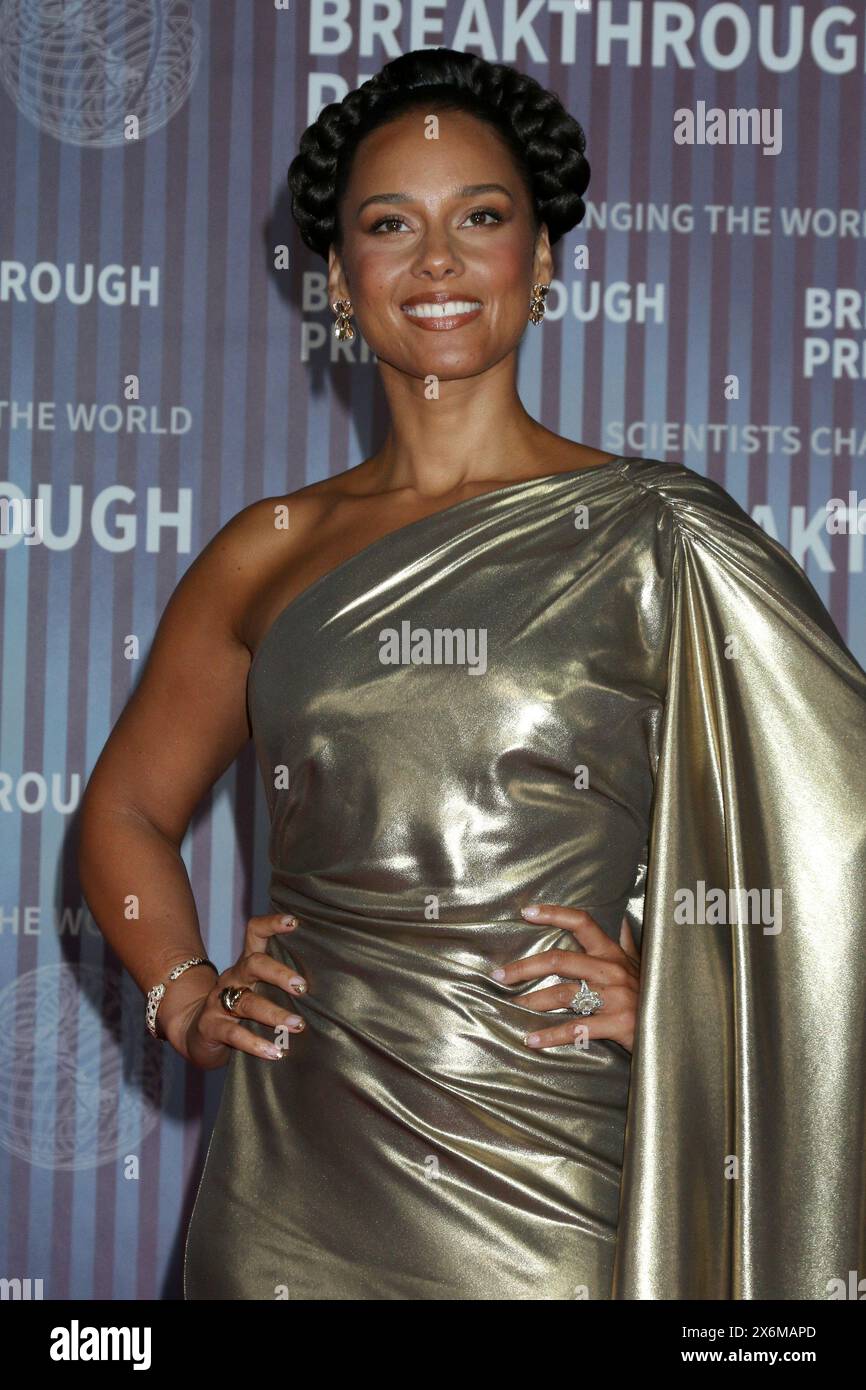 10th Annual Breakthrough Prize Ceremony at the Academy Museum of Motion ...