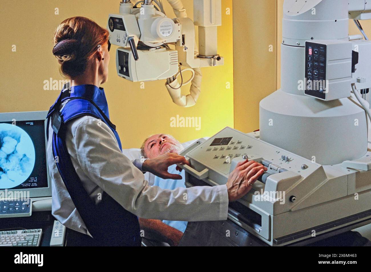 Examination setting hi-res stock photography and images - Alamy
