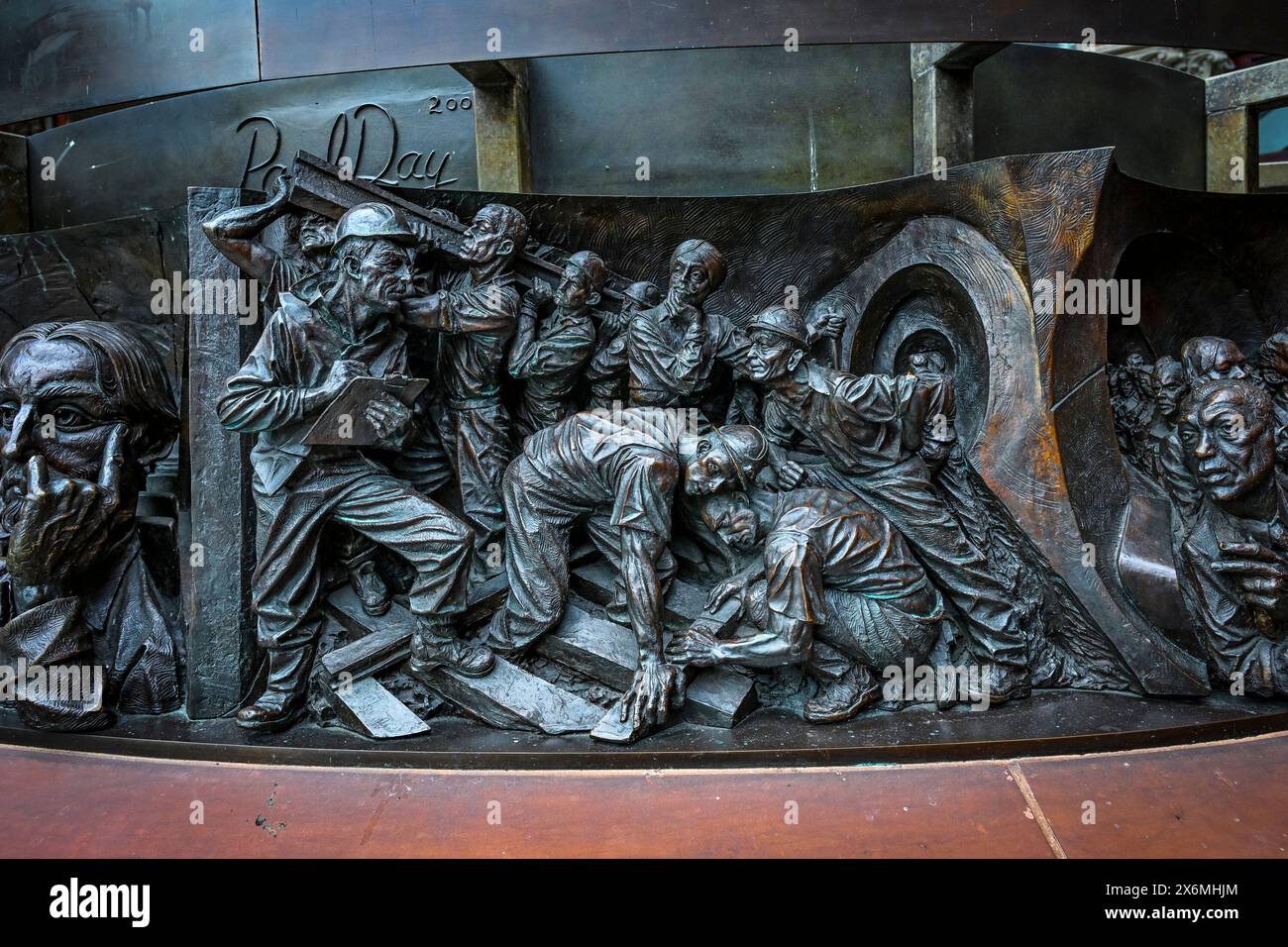 Plinth detail, Meeting Place, bronze sculpture, St Pancras railway ...