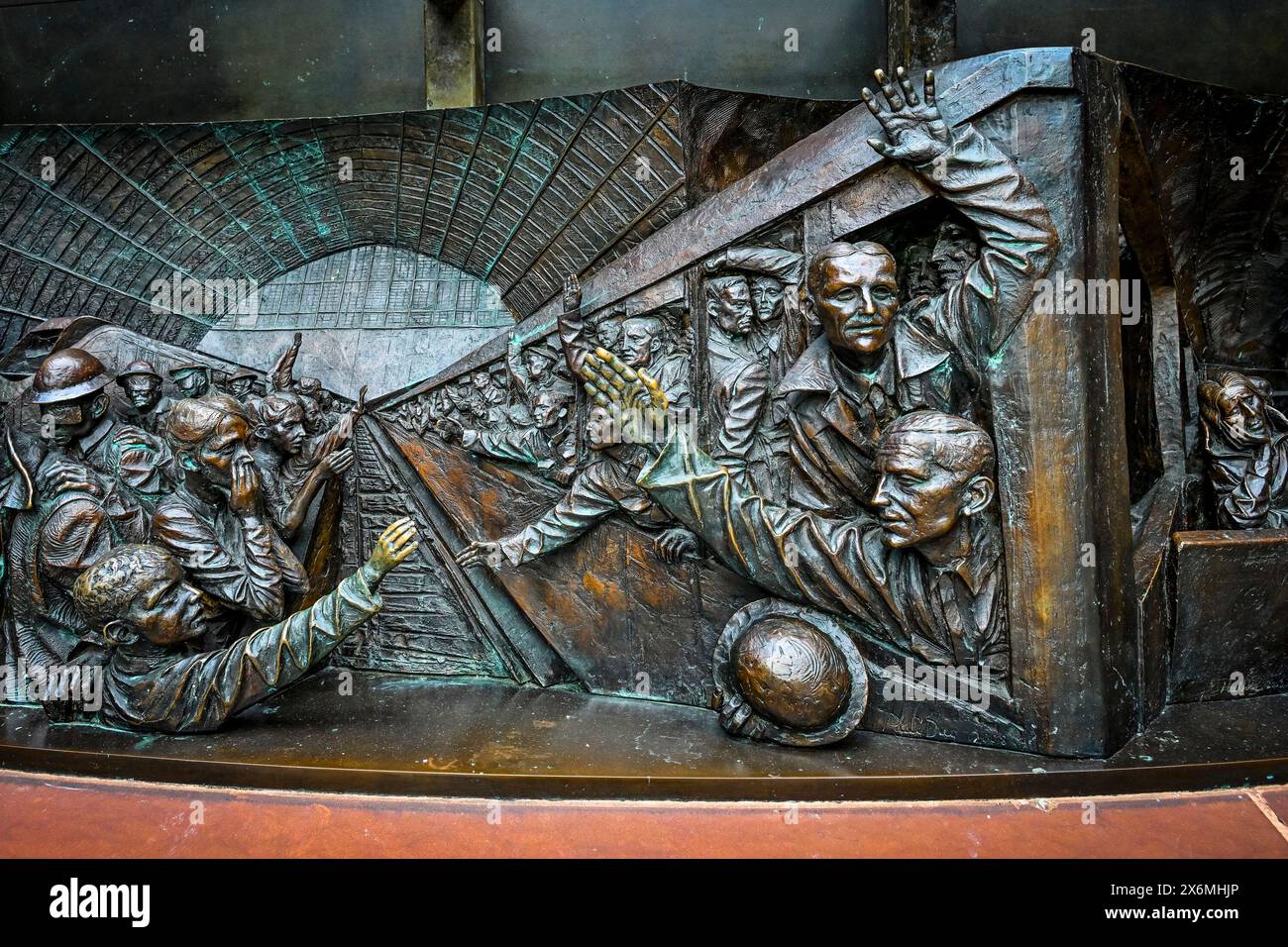 Plinth detail, Meeting Place, bronze sculpture, St Pancras railway ...