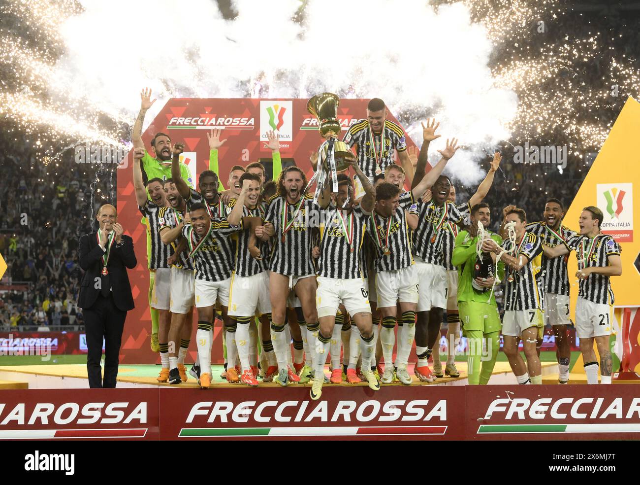 Soccer podium hi-res stock photography and images - Alamy