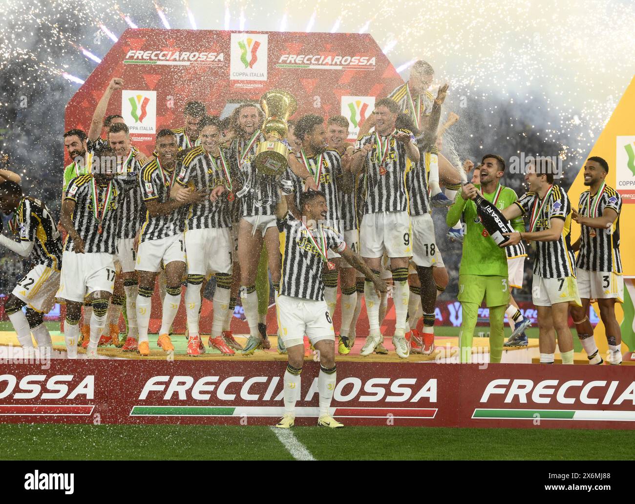 Soccer podium hi-res stock photography and images - Alamy