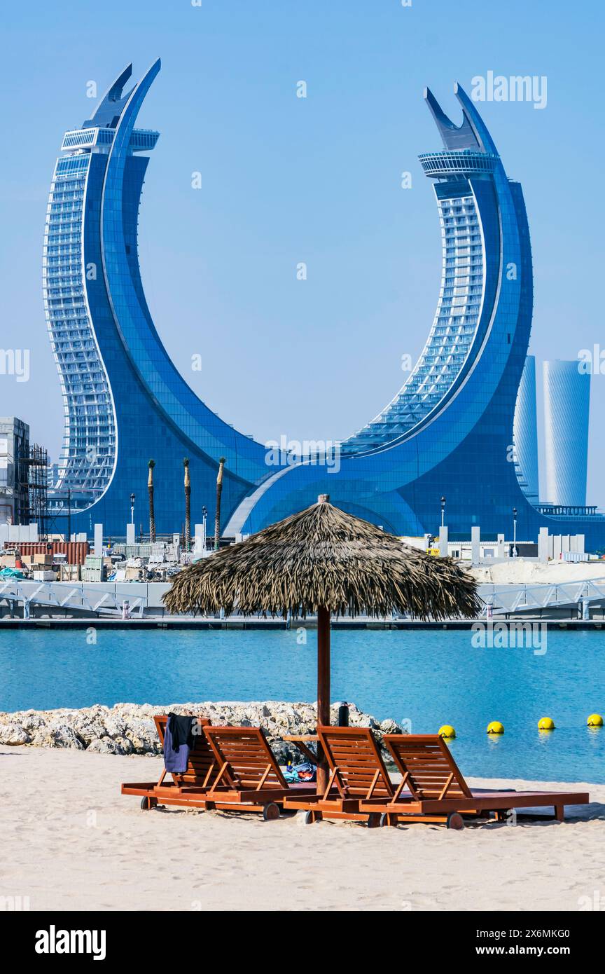 Raffles doha hi-res stock photography and images - Alamy