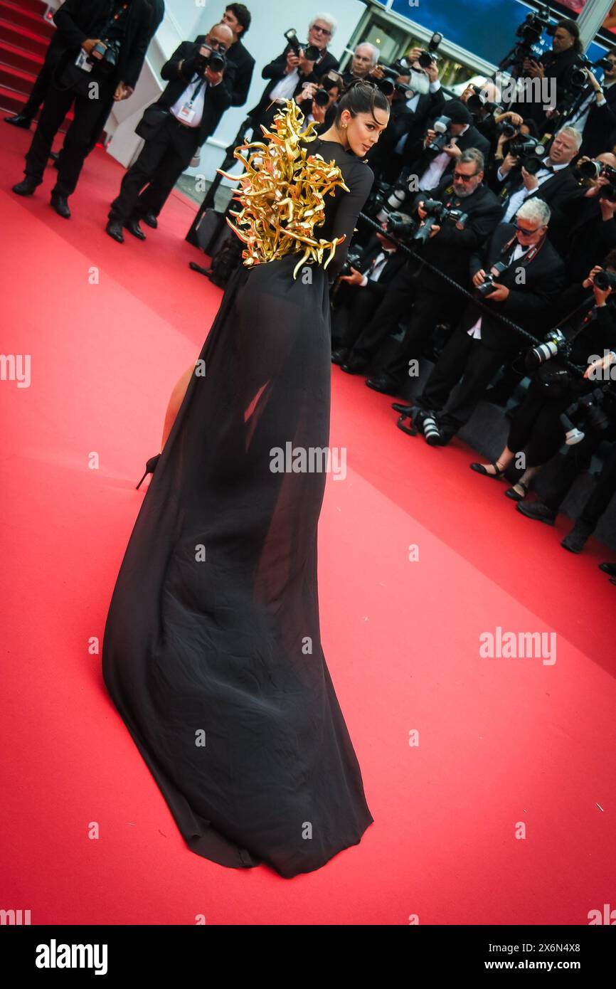 Cannes, France. 15 May 2024. Iris Mittenaere arrives on the Red Carpet ...