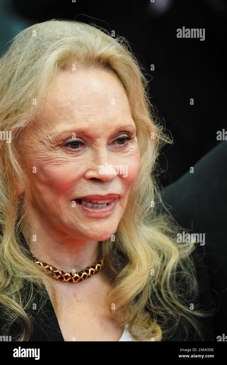 Cannes, France. 15th May, 2024. Faye Dunaway arrives on the Red Carpet ...