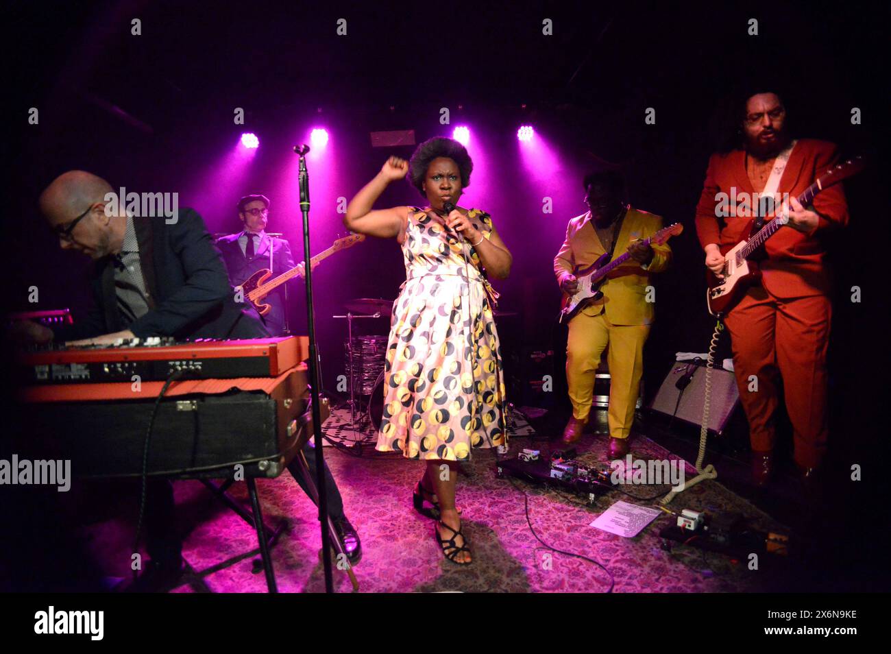 Principles of Joy live bei einem Konzert im Lux. Hannocer, 15.05.2024 ...