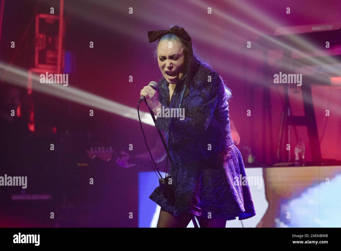 Italian singer Music Concert - Loredana Berte - Manifesto Tour Loredana ...