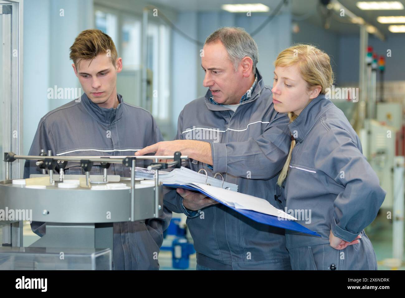 students working on engineering project Stock Photo - Alamy