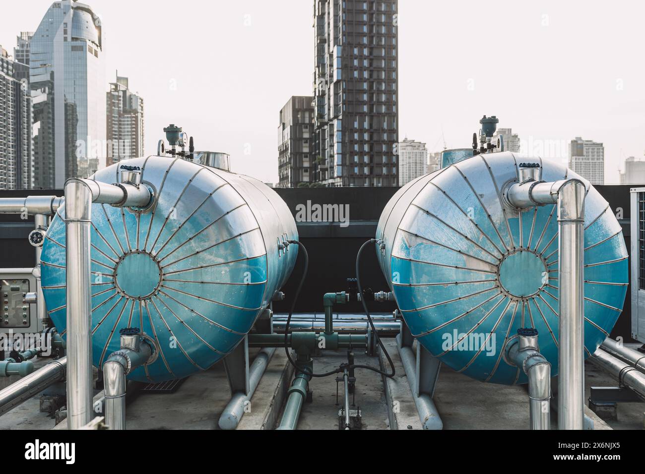 Stainless Steel Insulated Large Hot Water Storage Pressure Tank for ...