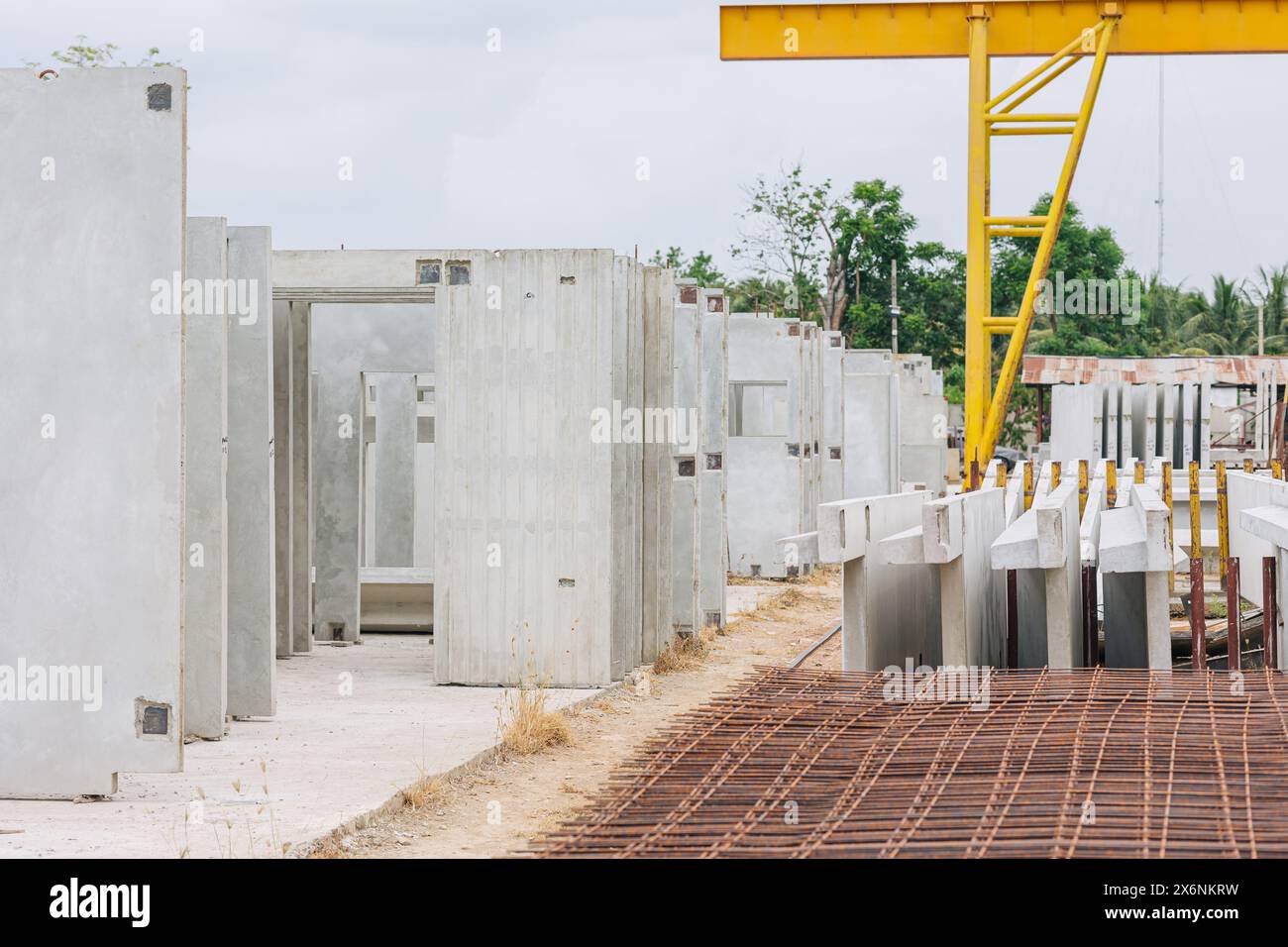 Precast concrete casting manufacturing plant, Cement products large ...