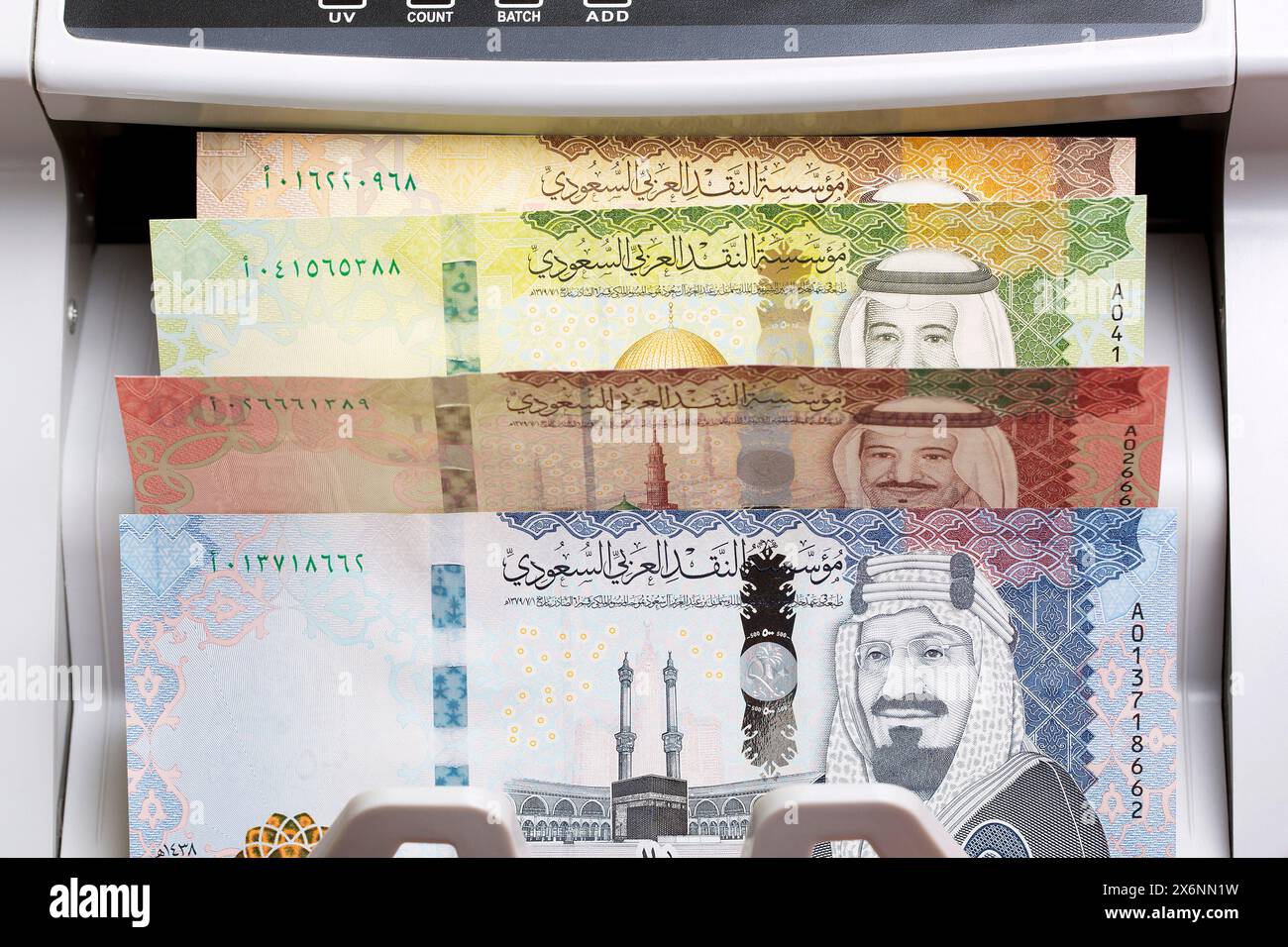Saudi riyal hi-res stock photography and images - Alamy