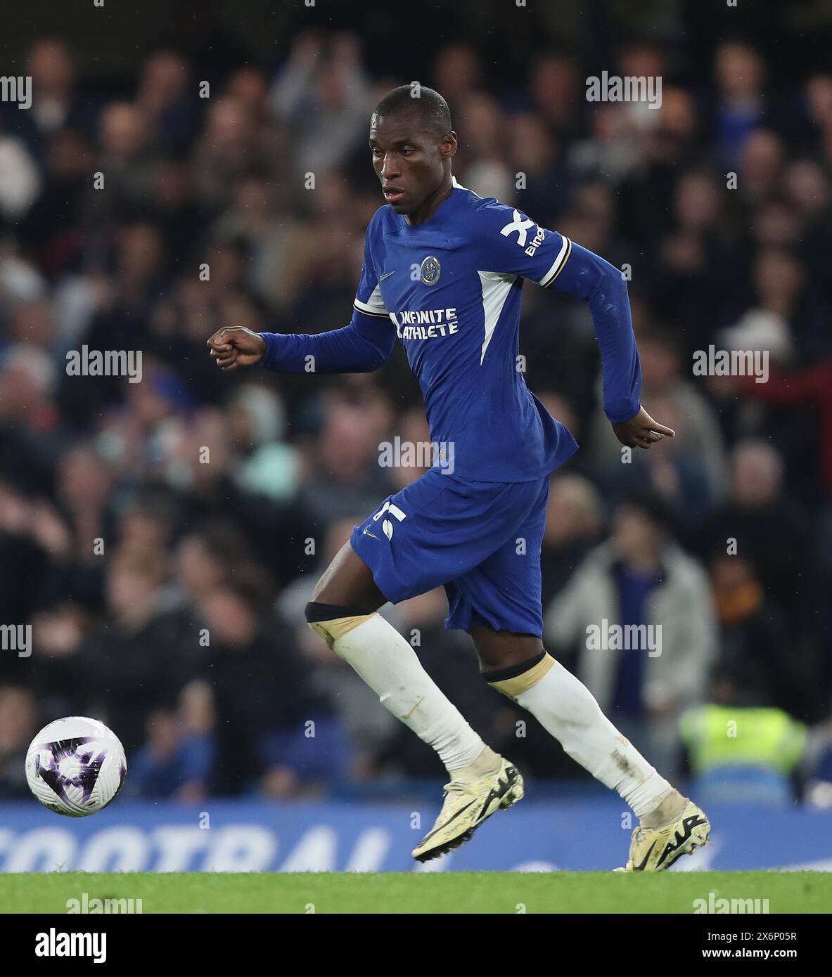 Nicolas jackson tottenham 2024 may hi-res stock photography and images ...