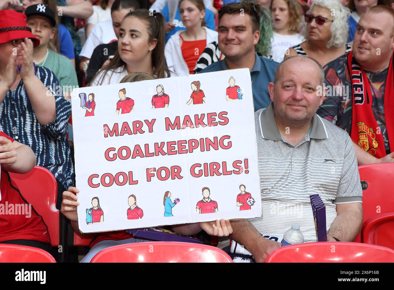 Mary makes goalkeeping cool for girls hi-res stock photography and ...