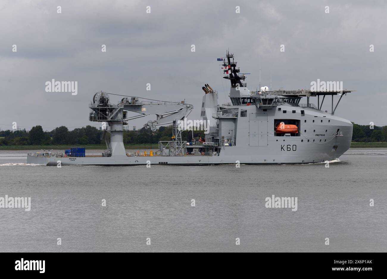 RFA Proteus sails from London after visiting HMS Belfast in the Upper ...
