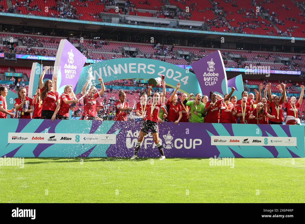 Manchester United women celebrate winning Adobe FA Women's Cup final v ...