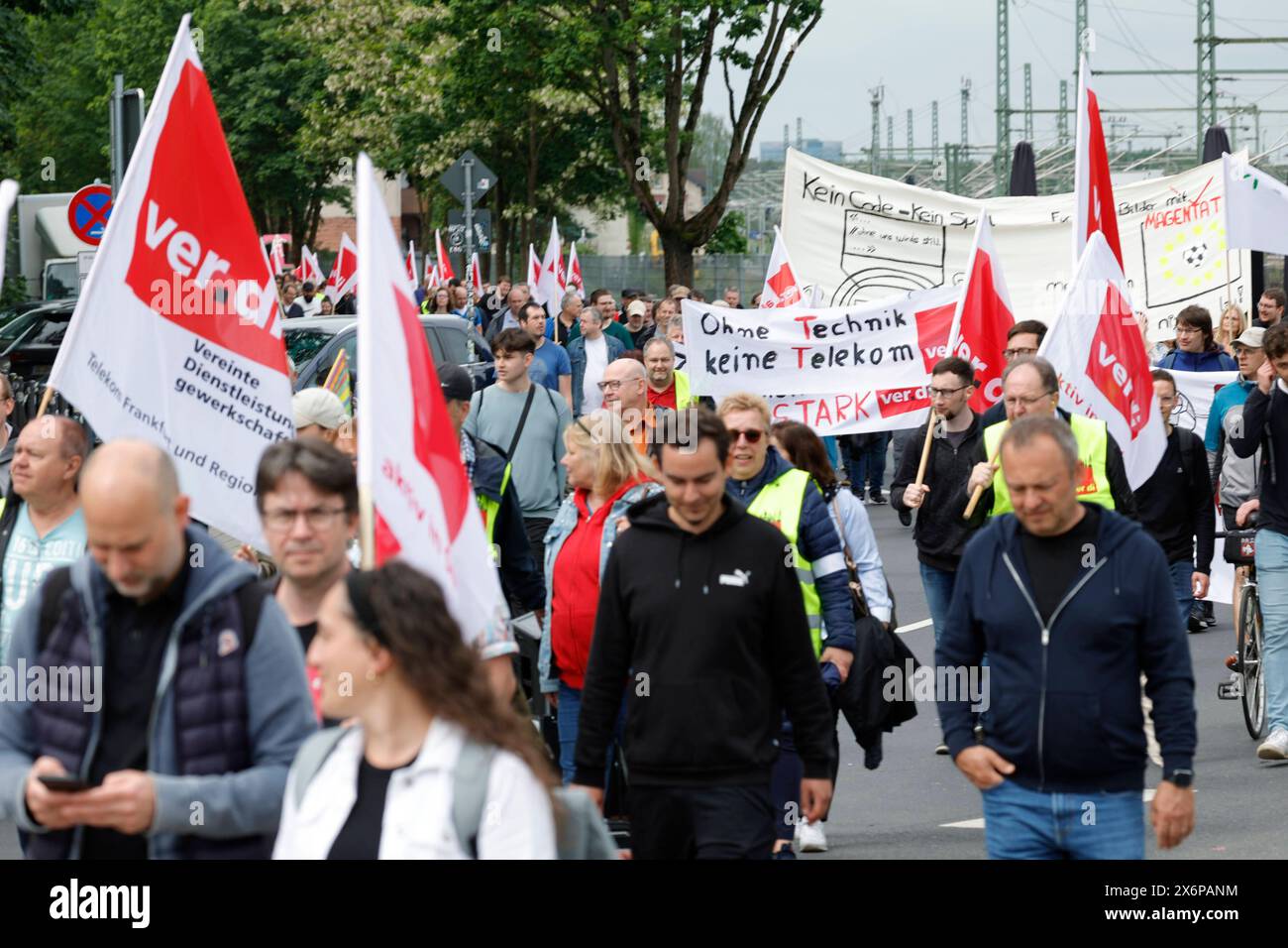 16.05.2024 Deutsche Telekom Tarifrunde mit Demonstrationen Kundgebungen Warnstreiks vor Euro ...