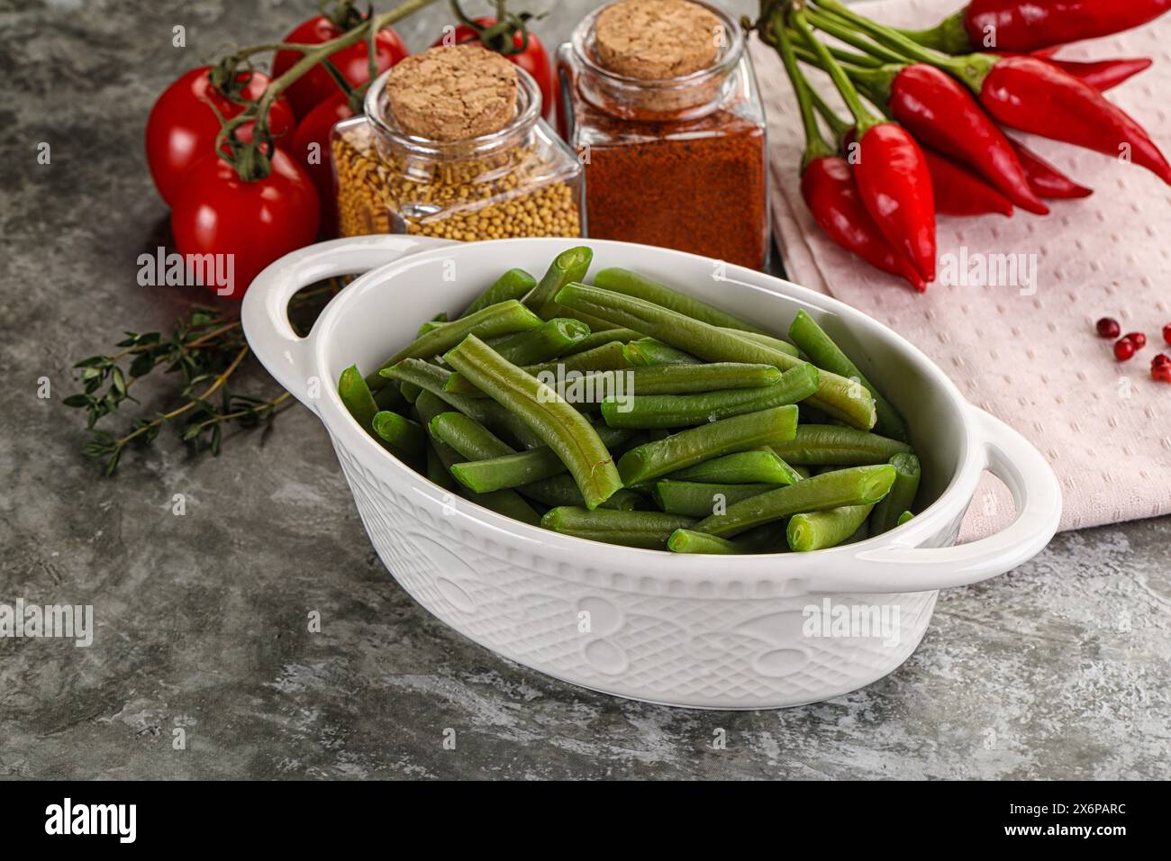 Vegan cuisine - boiled green bean snack Stock Photo - Alamy